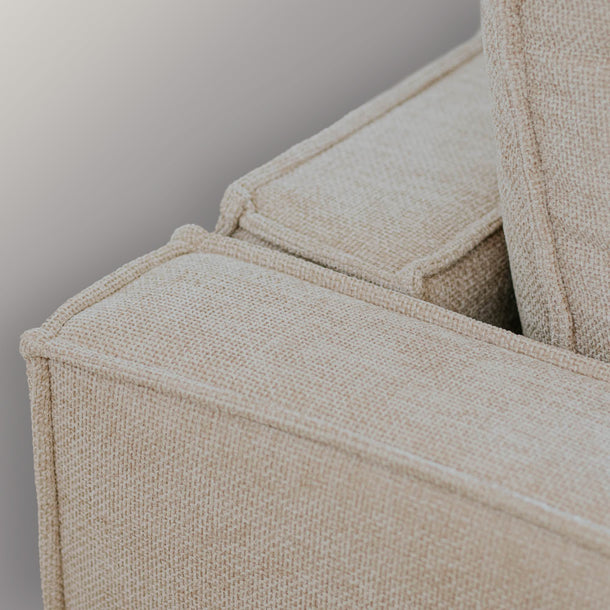 Stilren og lækker sovesofa i beige - Fri fragt lige til døren