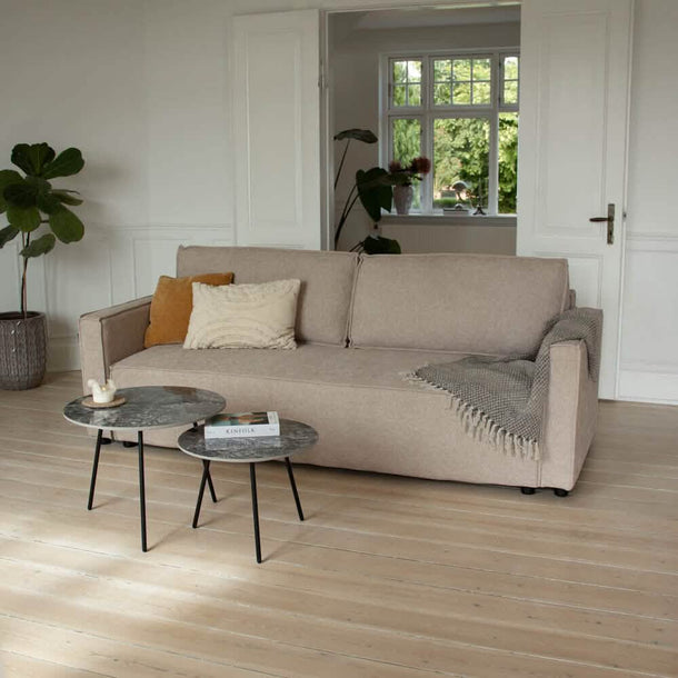 Stilren og lækker sovesofa i beige - Fri fragt lige til døren